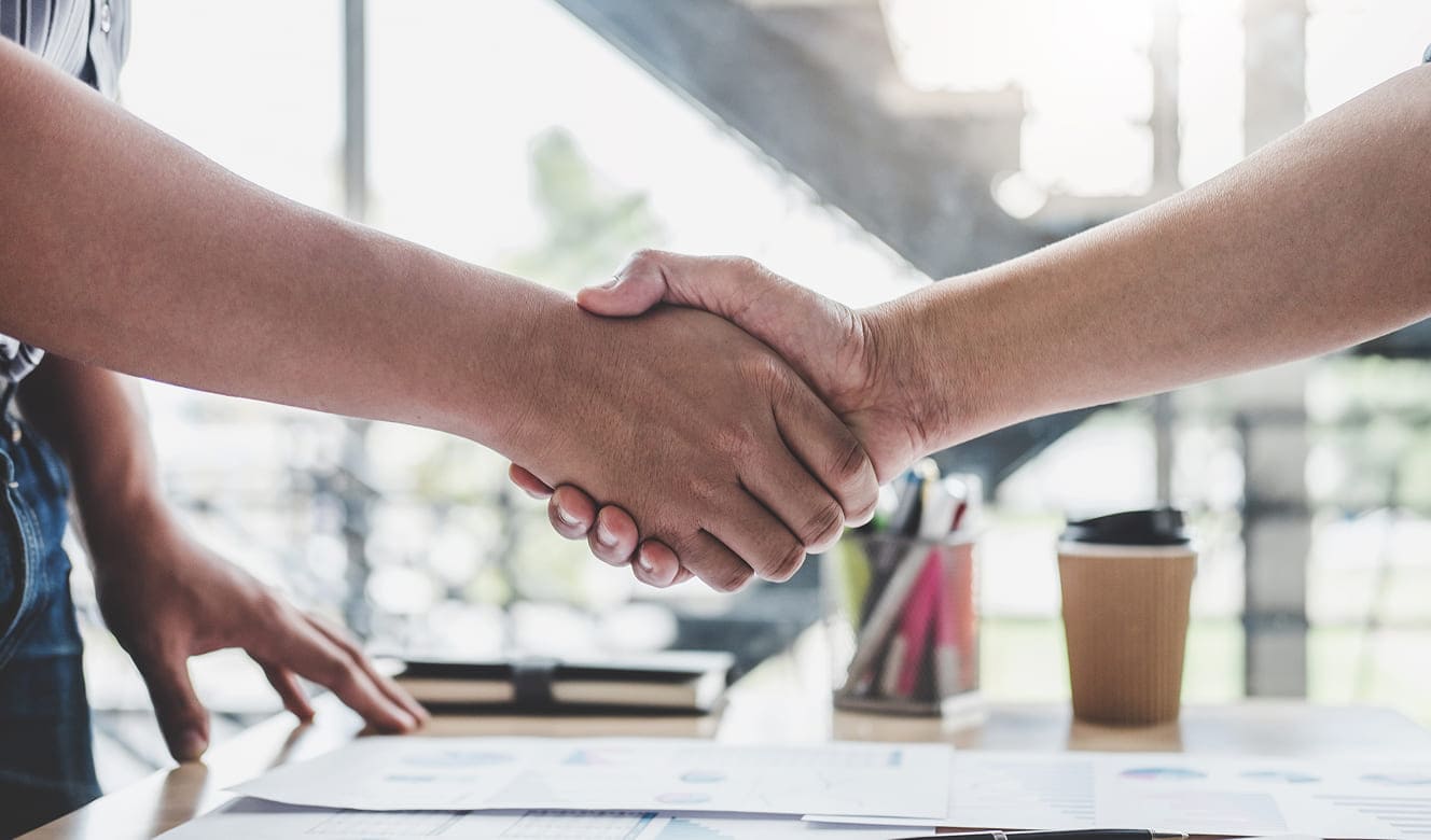 Comment rédiger un contrat de prestation de service clair | AdminTech